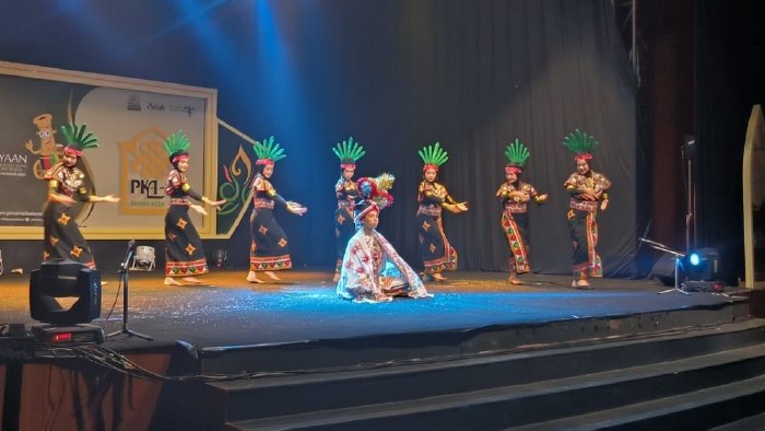 Tari Guel Antarkan Aceh Tengah Meraih Penghargaan Terbaik PKA VIII ...